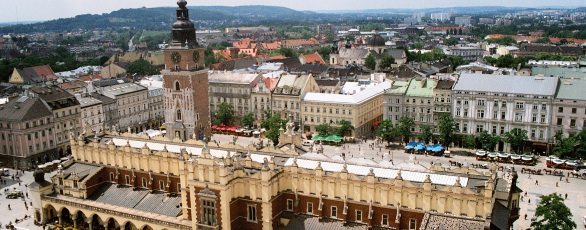 EPKK / KRK / John Paul Ii Intl Jet Refueling | EVO Jet Services