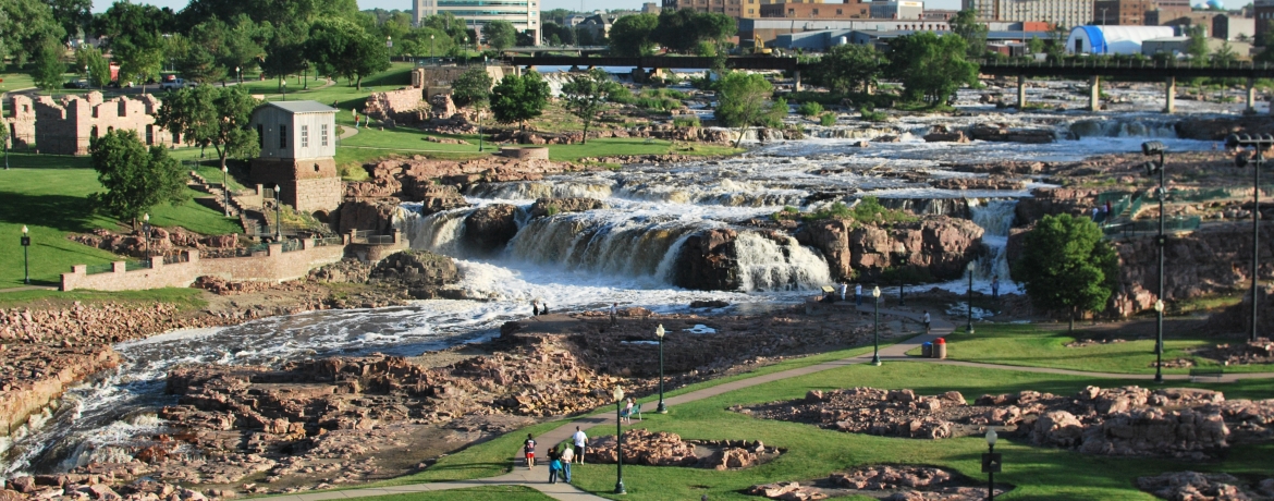 KFSD / FSD / Sioux Falls Regional, Joe Foss Field Airport Jet Refueling ...