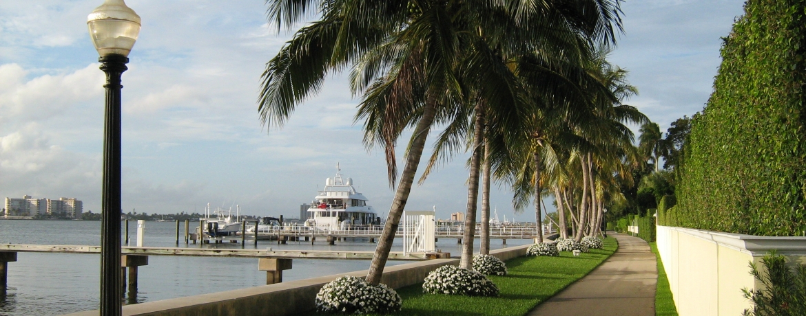 KPBI / PBI / Palm Beach International Airport Jet Refueling | EVO Jet ...